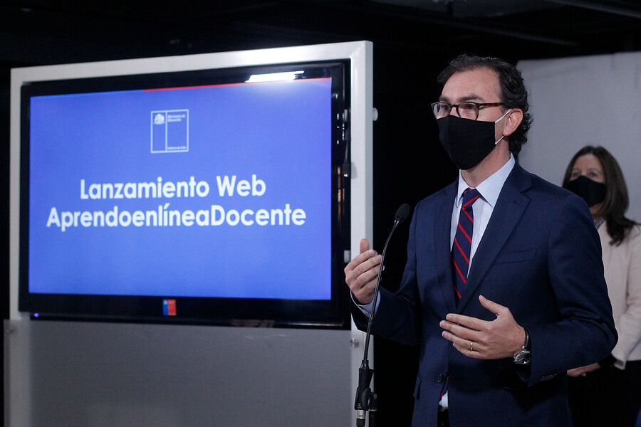 Mineduc lanzó Aprendo en Línea Docente para facilitar aplicación del ...