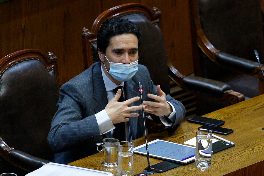 Briones: “Cambio permanente” a las AFP propuesto por Boric es de “una ...