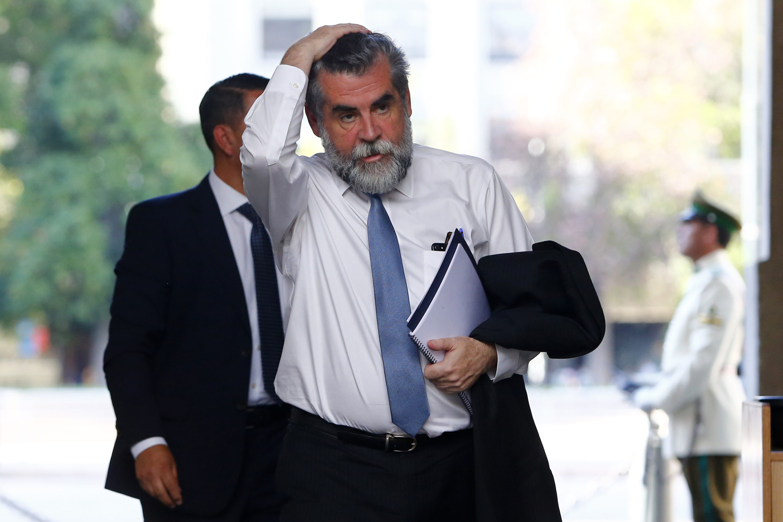 Diputados UDI descartan que renuncia de Ubilla es por motivos políticos