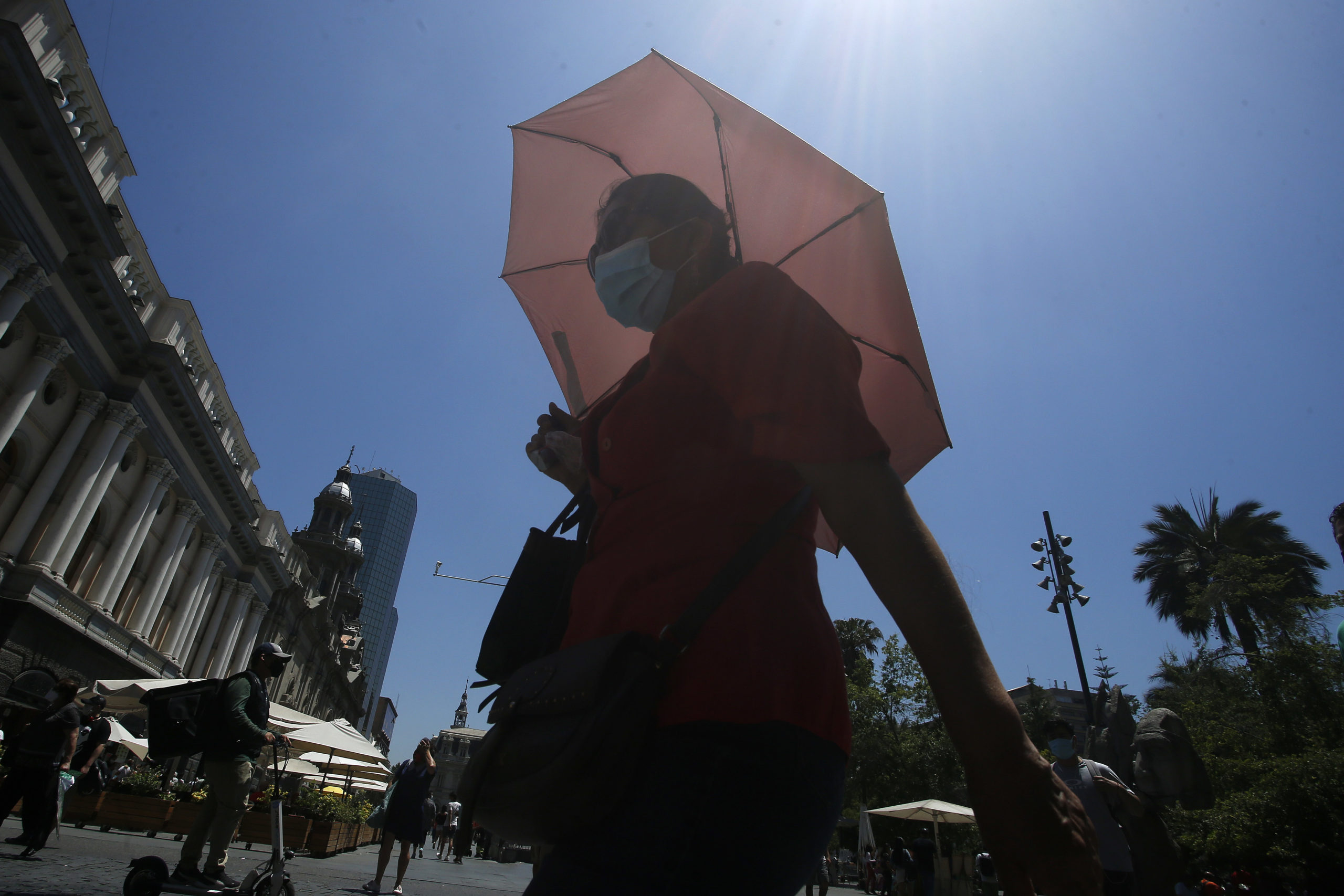 Dirección Meteorológica de Chile emitió aviso por altas temperaturas en las regiones ...