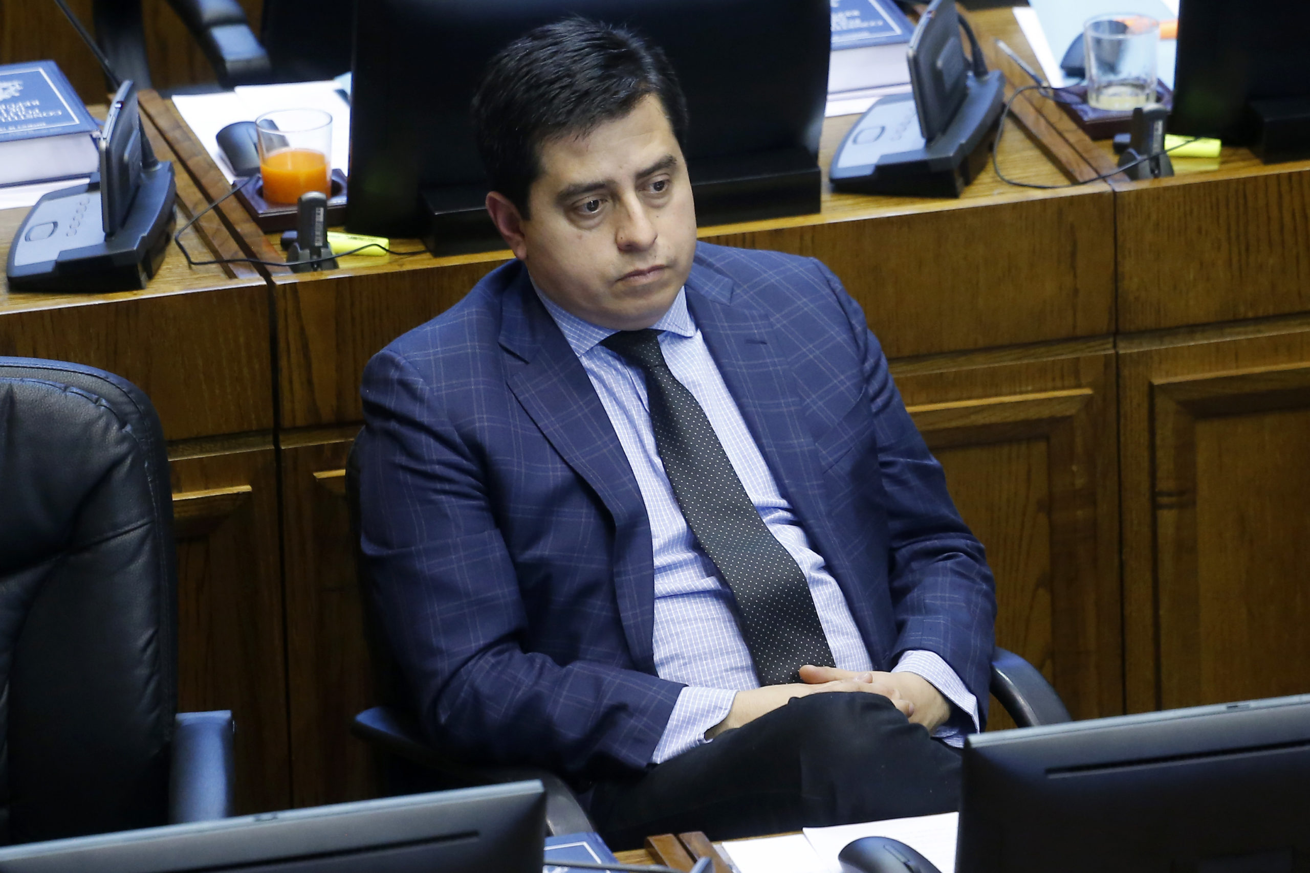4° retiro: senador Araya adelanta que buscará darle “viabilidad técnica ...