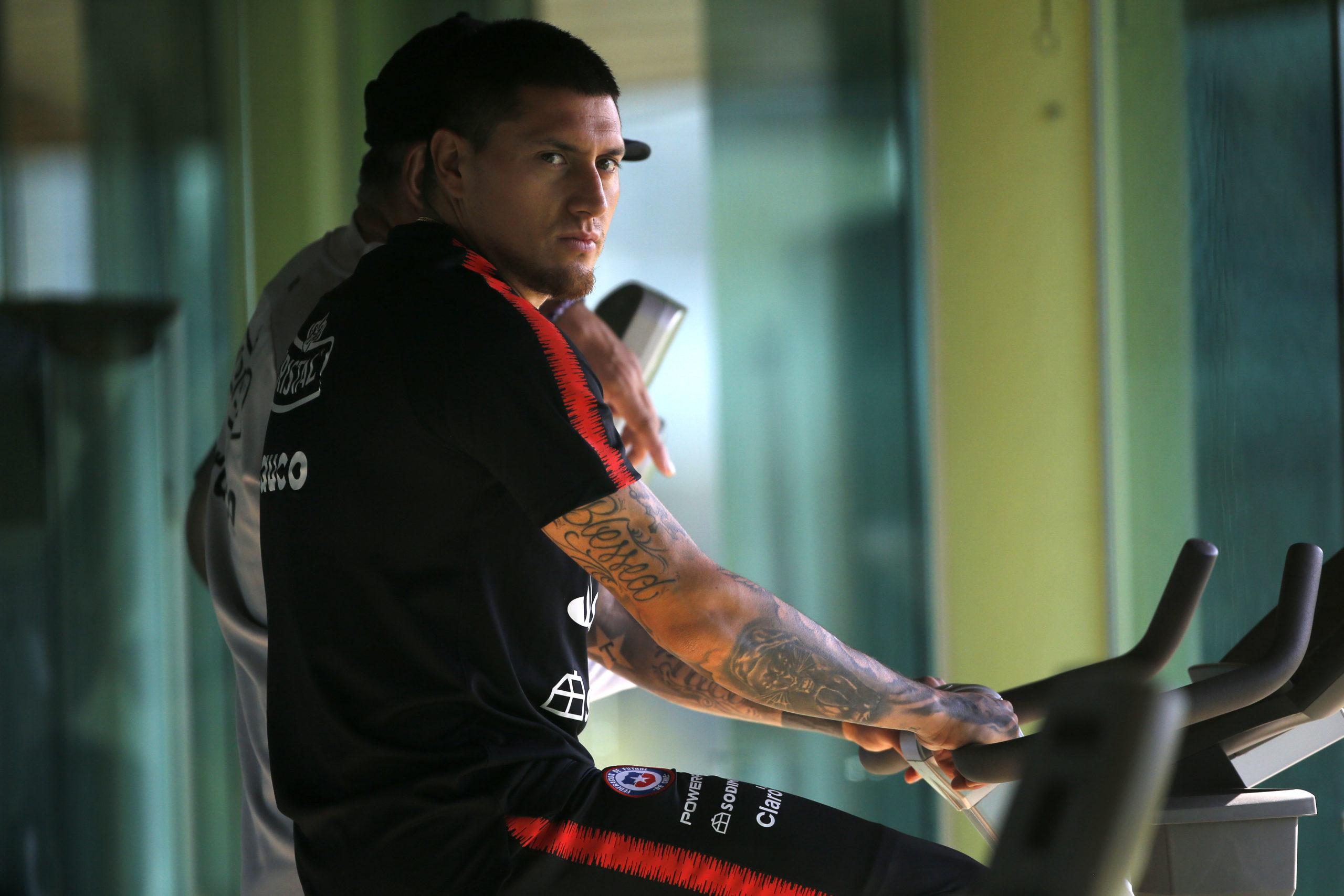 Castillo hizo trabajo diferenciado y es la gran duda de la Roja para ...