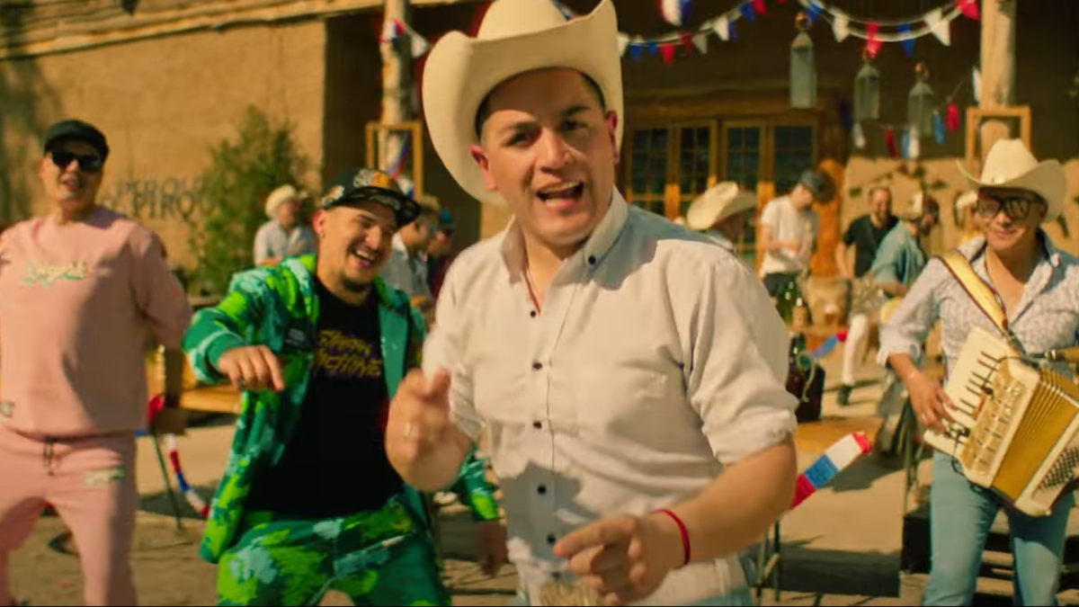 “Santaferia” y “Zúmbale Primo” se unen para presentar “Que te vaya bien”