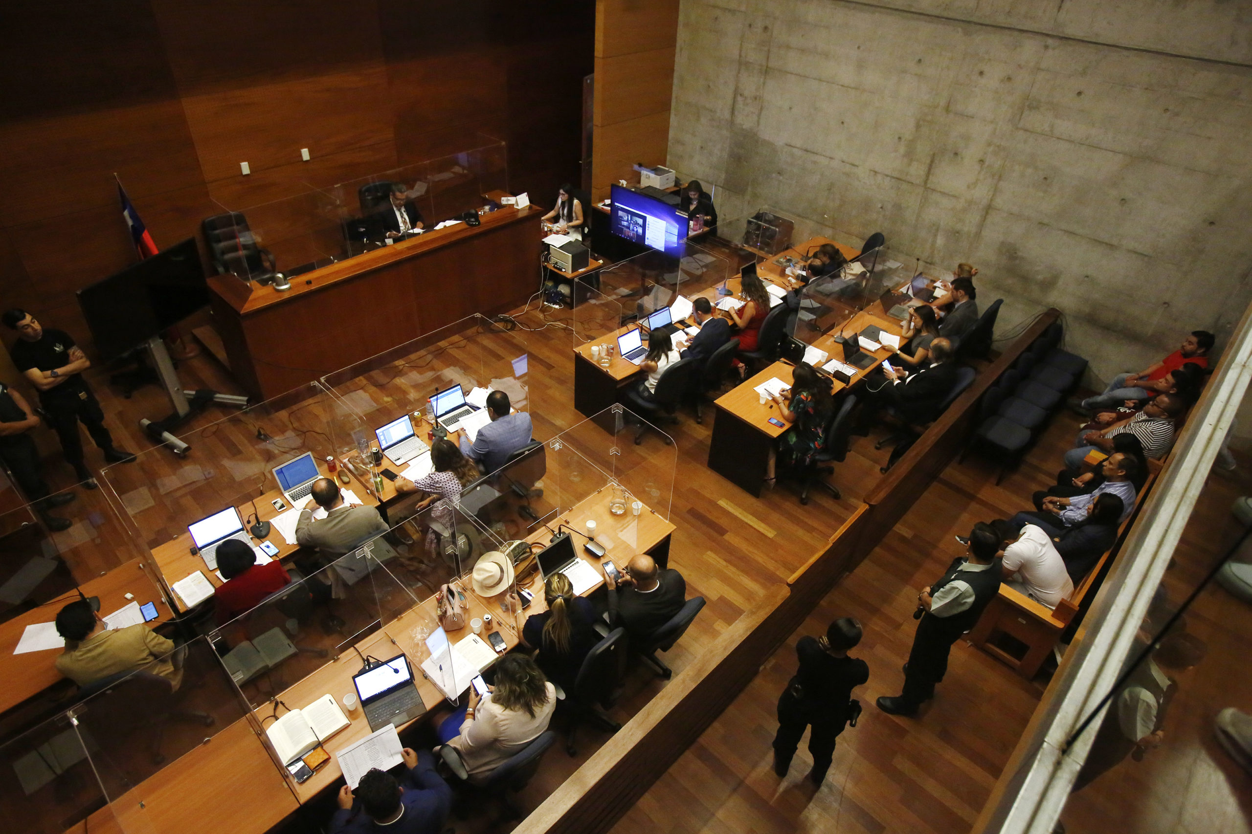 CDE cifró en más de $55 millones fraude por licencias falsas