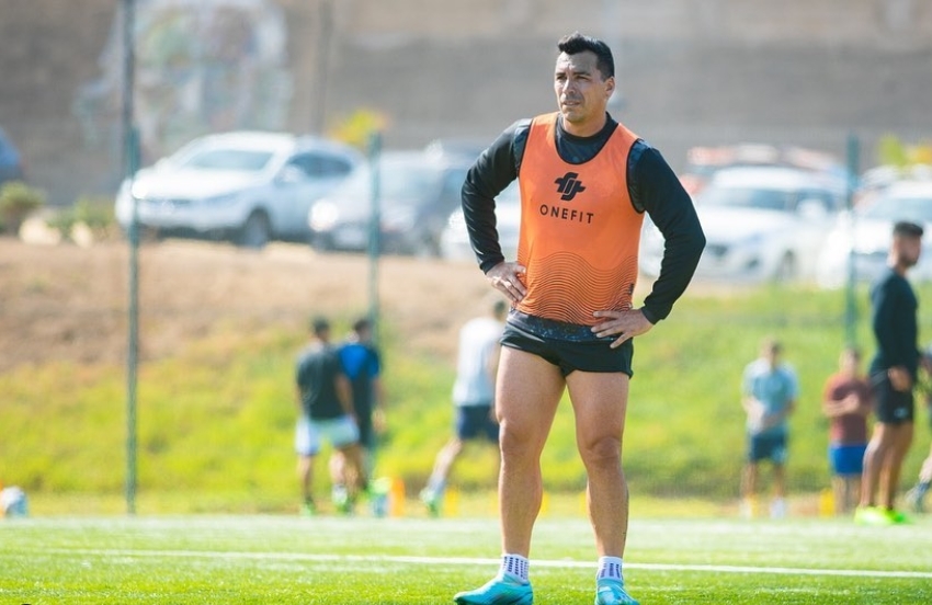 Esteban Paredes anuncia su retorno al fútbol profesional: Vestirá la ...