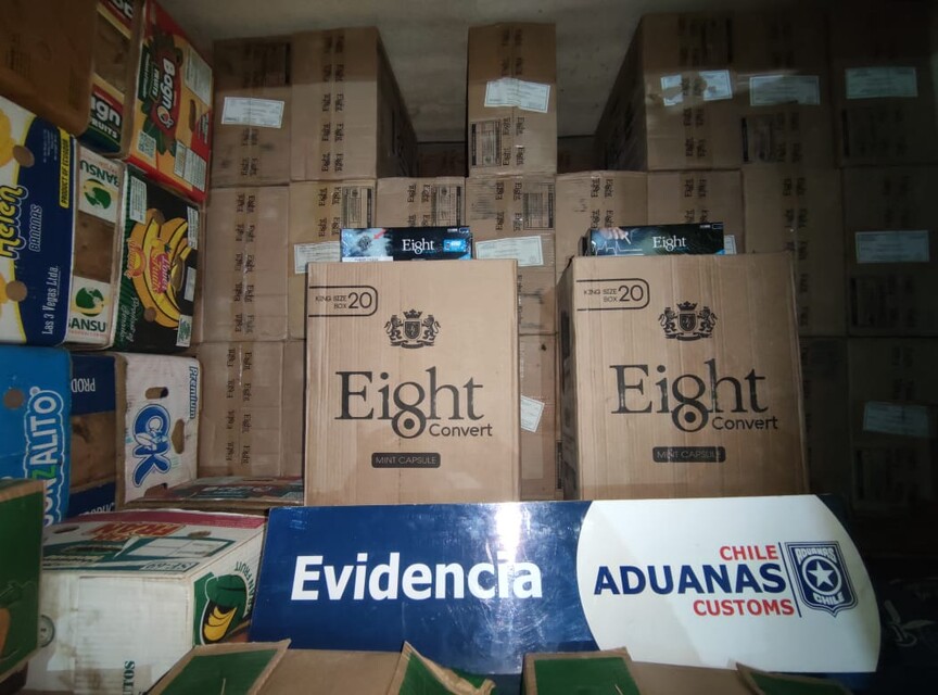 Aduanas incautó camión con $1.320 millones en cigarrillos de contrabando