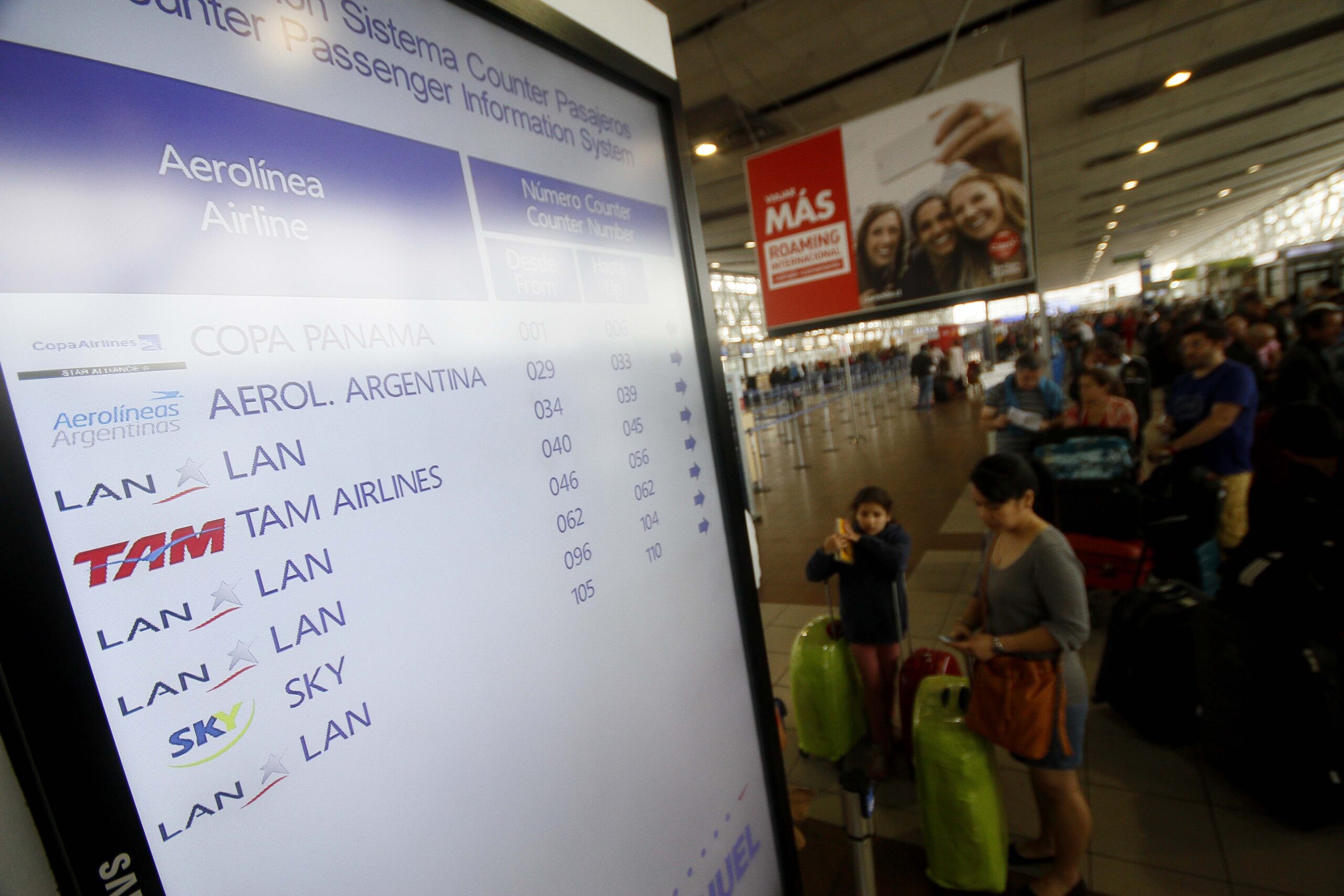 Aeropuerto de Santiago espera que salgan 380 mil pasajeros en Fiestas Patrias