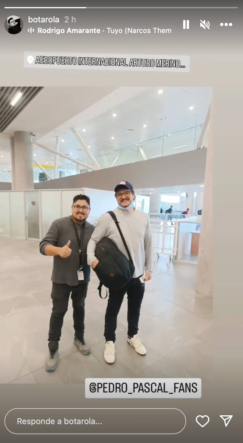 Pedro Pascal es captado en Chile por un fanático