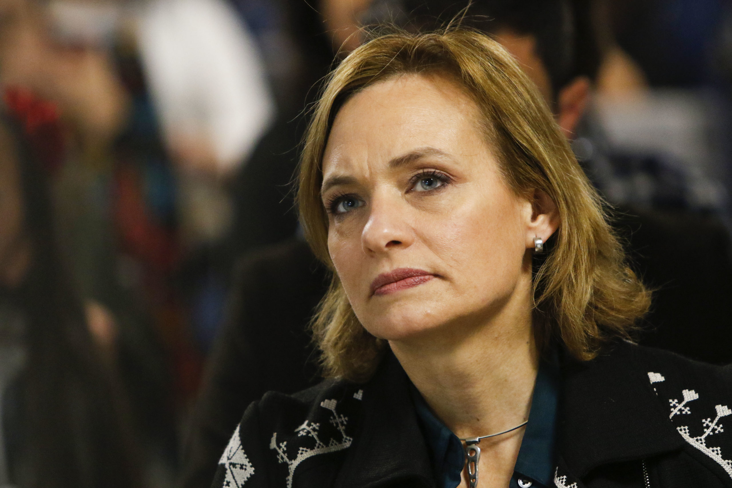 Senadora Goic hace un llamado a tener un sistema mixto de AFP