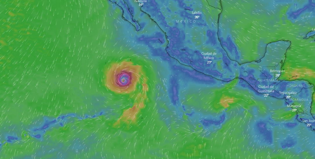 Huracán Aletta alcanzó categoría 4 en el Pacífico frente a México