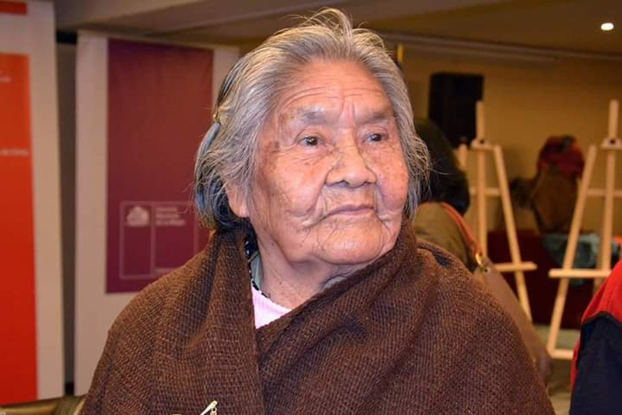 A los 93 años muere Cristina Calderón, la última hablante nativa yagán ...
